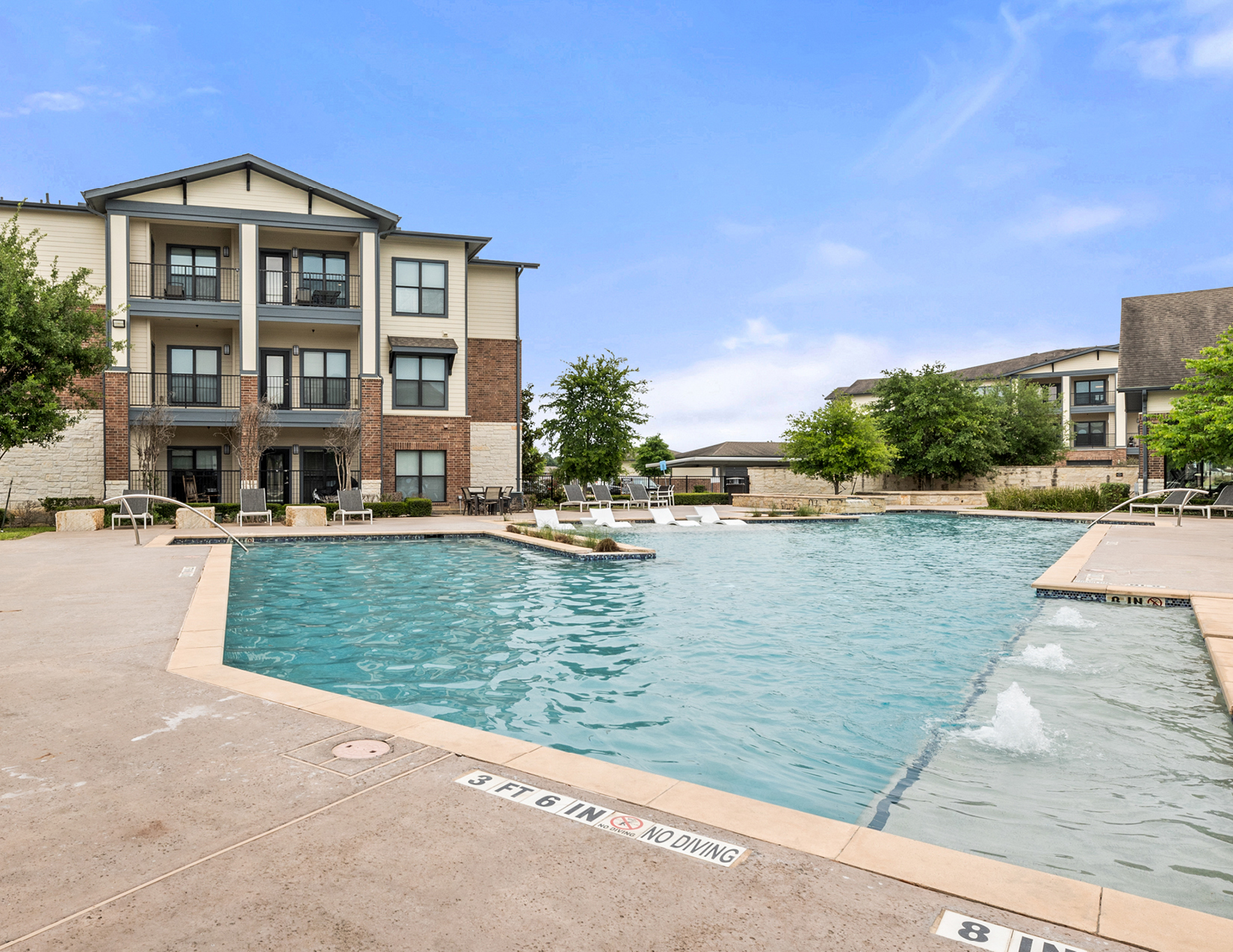 Falcon at Grand Harbor | IPA Texas